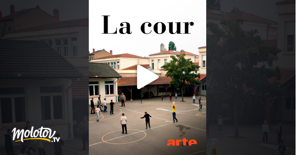 La cour en streaming gratuit sur Arte